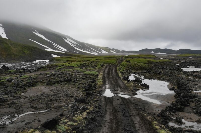 3 Essential Tips for Safe Off-Road Travel Adventures